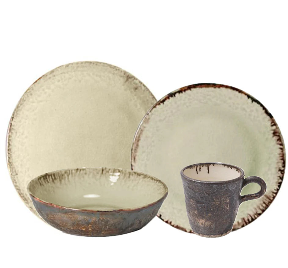 Hammered Dinnerware Collection In Transparent – Material Possessions
